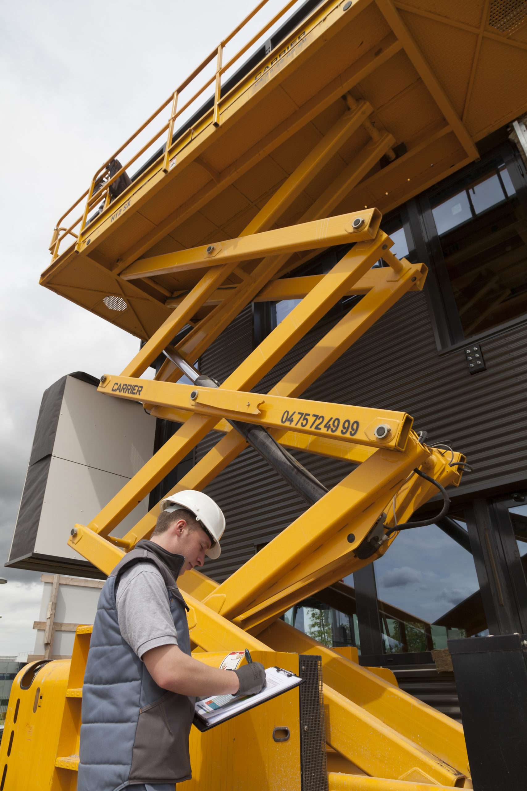 VGP sur les appareils de levage et épreuves - ACRITEC